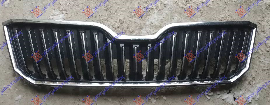 PVC MASKA CRNA SA HROM OKVIROM SKODA SUPERB (2015-2019) (OEM: 3V0853653ZD4, 3VD853651)