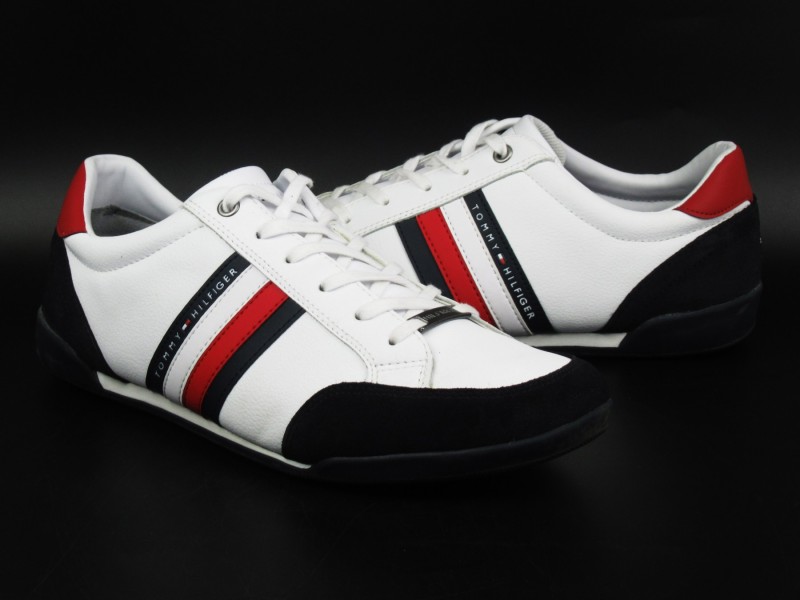 Tommy Hilfiger KOŽA prelepe P4115