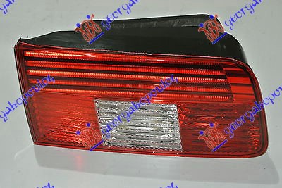 STOP LAMPA UNUTRASNJA KARAVAN 00 – Desna str. BMW SERIES 5 (E39) (1996-2002) (OEM: 63216900218)