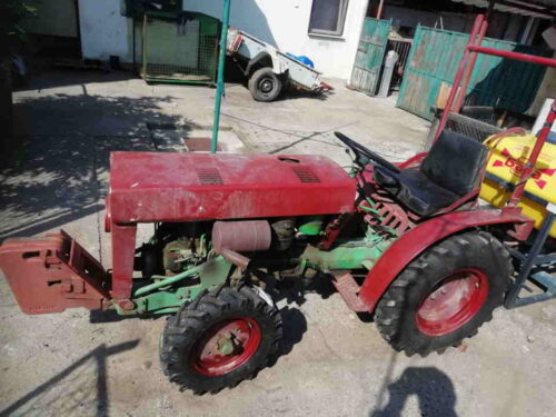 Traktor Agrija 4800, vocarski, u delovima ili ceo.