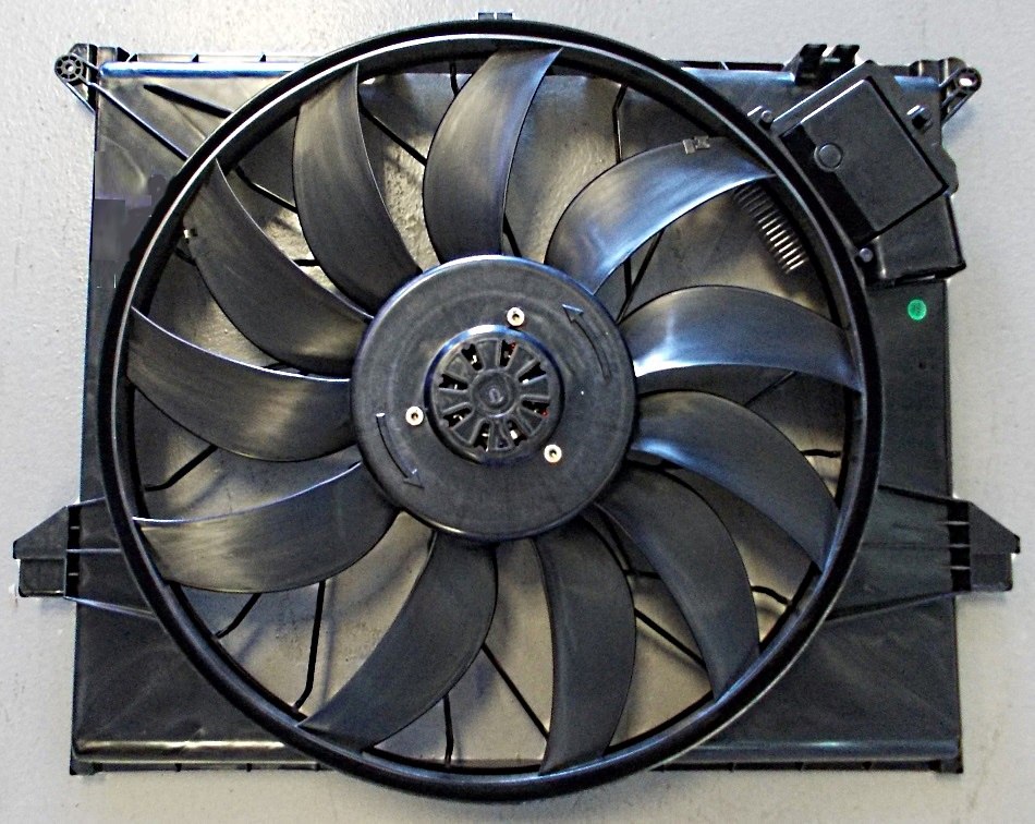 VENTILATOR KOMPLET BENZIN – DIZEL (530mm) MERCEDES ML (W164) (2005-2011) (OEM: 1645000093, A1645000093)