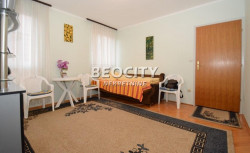 Prodajem Stan-Apartman, Rakovica, Beograd, €65.000