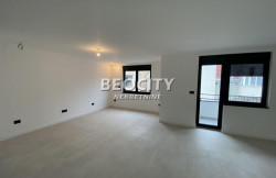 Novi Sad, Centar, Cara Uroša , 6.0, 205m2, 675000EUR