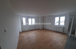 Petrovaradin- Četvorosoban PENTHAUS 101 m2 na Poželjnoj Top Lokaciji-povrat PDV-065/385 8880