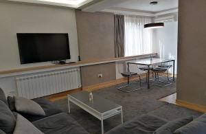 Iznajmljujem Stan-Apartman, Kalenić, Beograd Grad