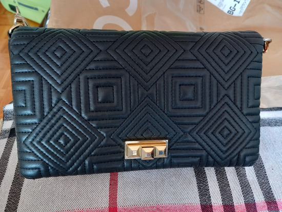 Zara crna torbica