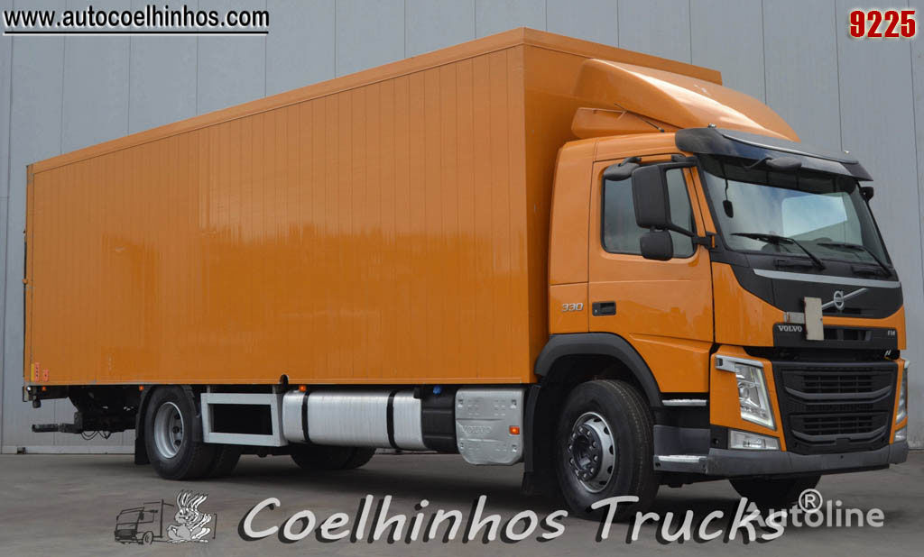 Volvo FM 330 kamion furgon