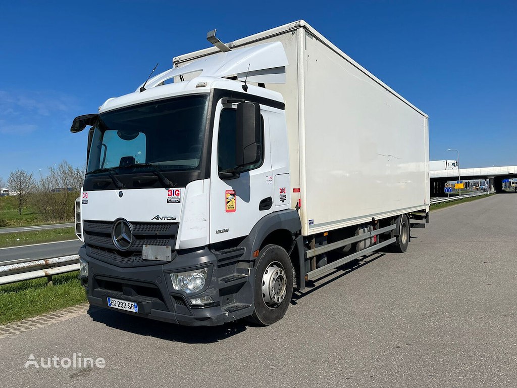 Mercedes-Benz Antos 1836 4x2 kamion furgon