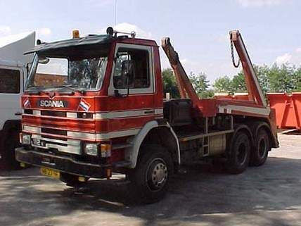 Scania P112 112 H - 6X4 - Portaalarm / Absetzkipper / Skiptruck kamion autopodizač kontejnera