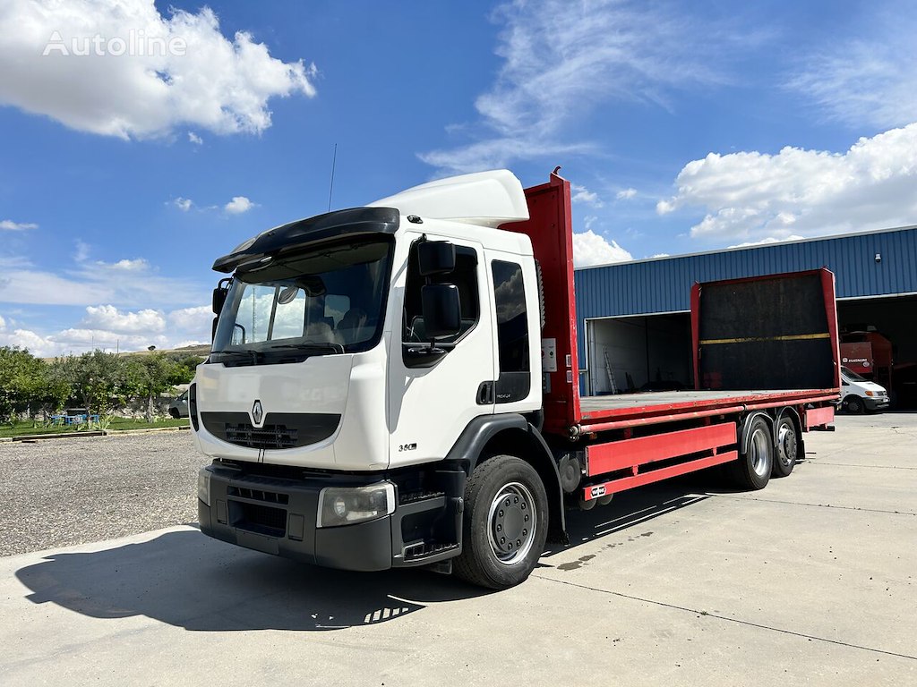 Renault 380 DXI. eje direccional. Caja fija, portamaquinas. autotransporter