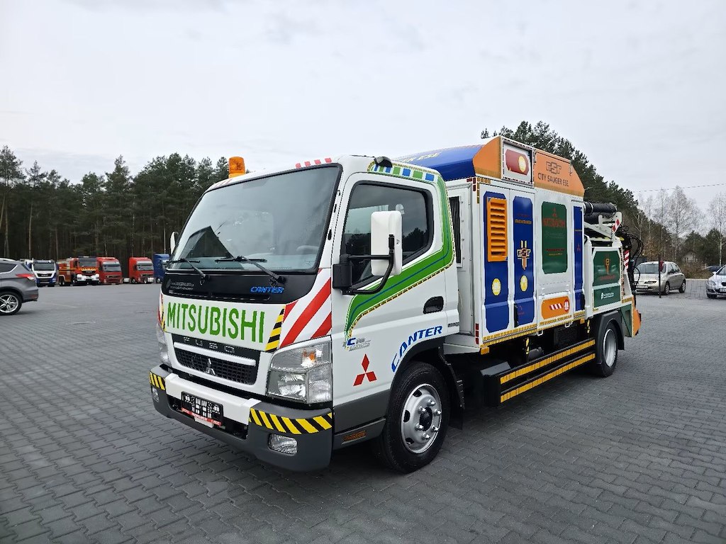 Mitsubishi CANTER Szippantóskocsi autofekalac