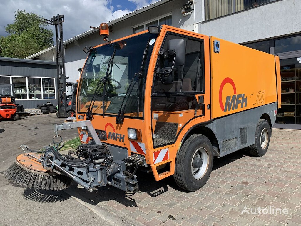 Aebi Schmidt MFH 5000 vozilo za čišćenje ulica