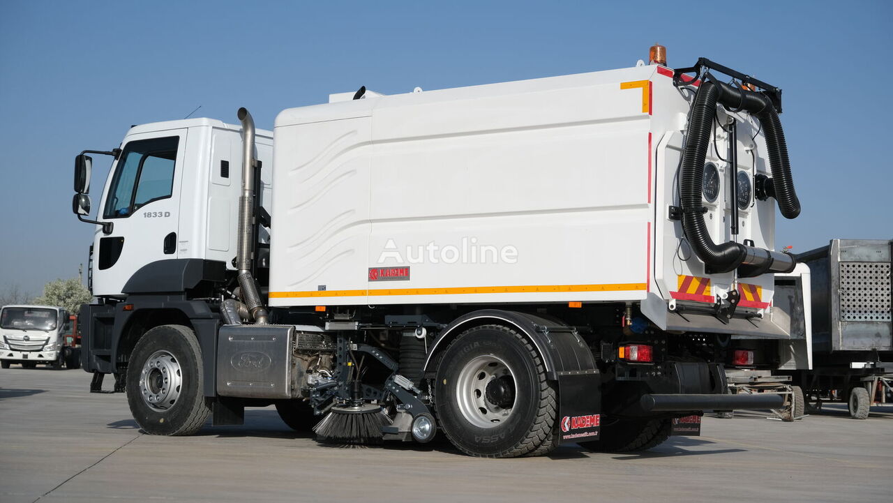 Novo Kademe 5,5m3 VACUUM TYPE ROAD SWEEPER vozilo za čišćenje ulica