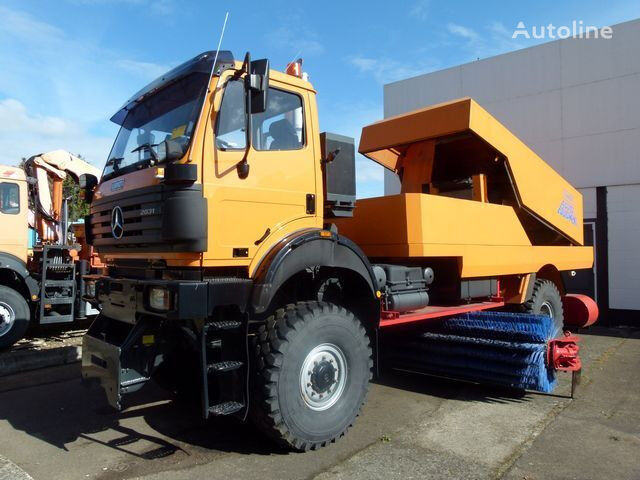 Mercedes-Benz 2031 A 4x4 JET SWEEPER TRUCK vozilo za čišćenje ulica