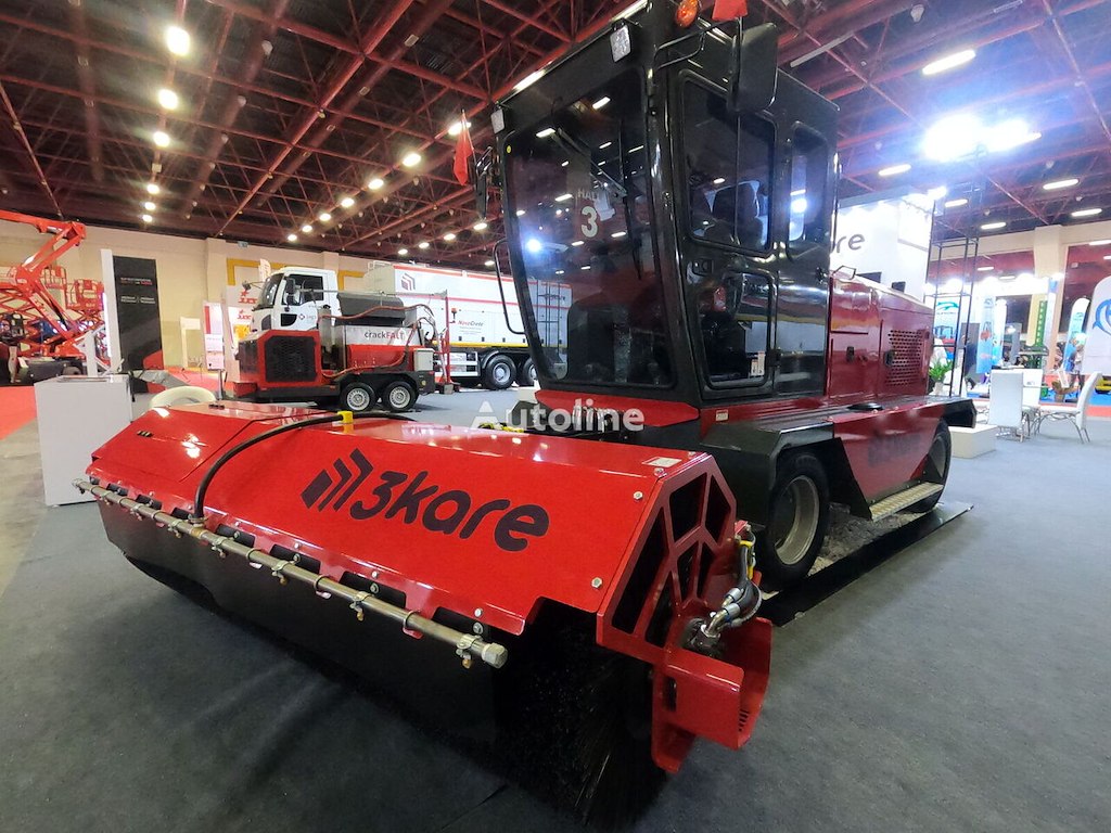 Novo 3Kare Self-Propelled Road Sweeper vozilo za čišćenje ulica