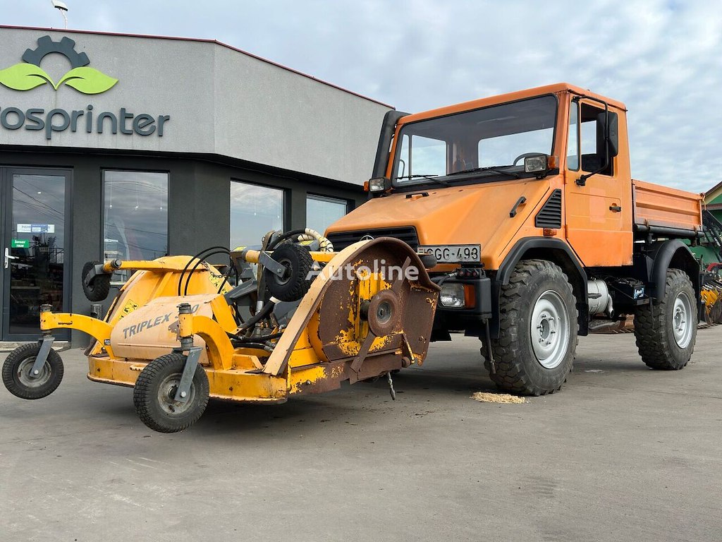 Mercedes-Benz Unimog 408/10 masina za ciscenje snijega