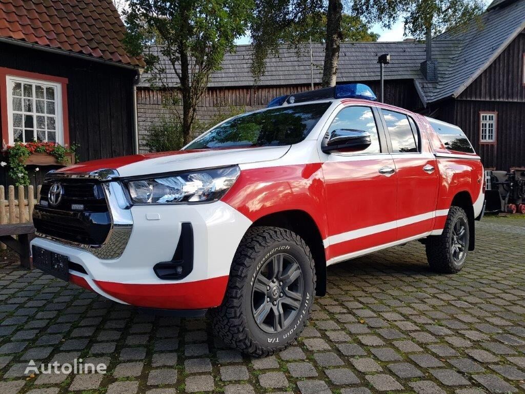 Novo Toyota Hilux 2,8 D4-D vatrogasno vozilo