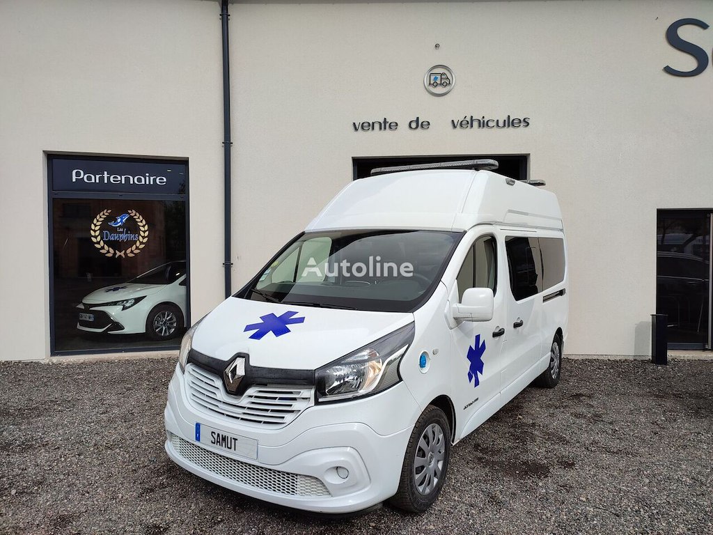 Renault Trafic L2H2 vozilo hitne pomoći