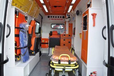 Novo Volkswagen CRAFTER AMBULANCE vozilo hitne pomoći