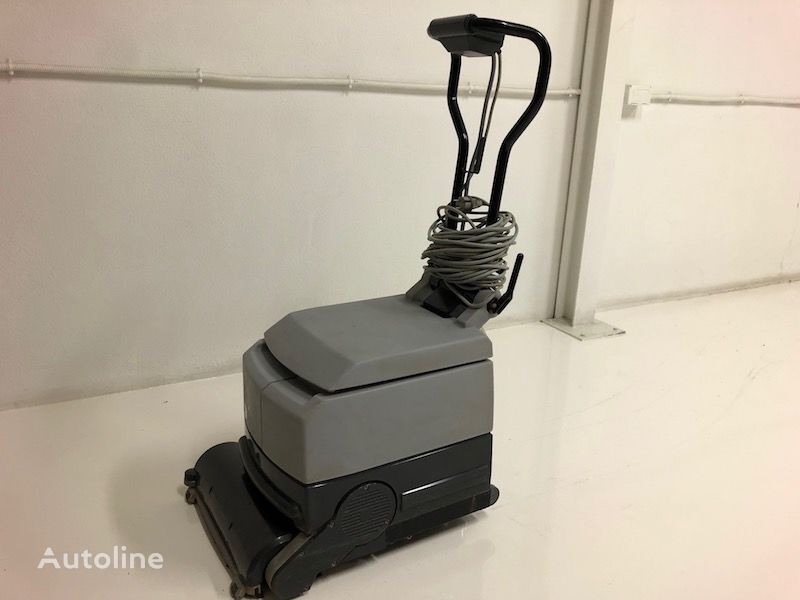 Nilfisk CA430 mašina za pranje podova