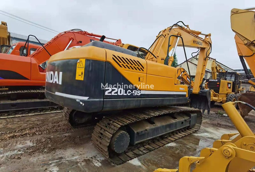 Hyundai 22 Ton R220 Crawler Excavator bager guseničar