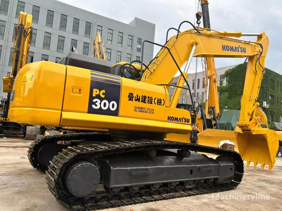 Komatsu PC300 bager guseničar