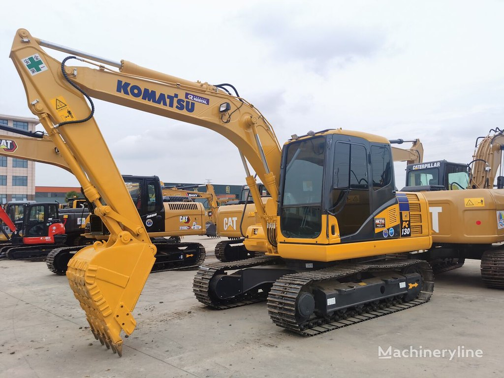 Komatsu PC130 bager guseničar