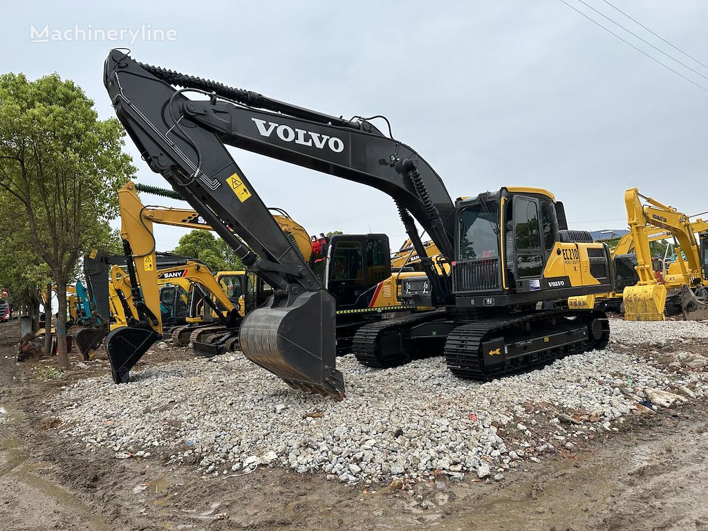 Volvo EC210 bager guseničar