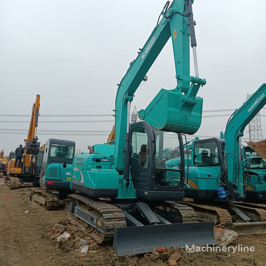 Kobelco SK75 bager guseničar