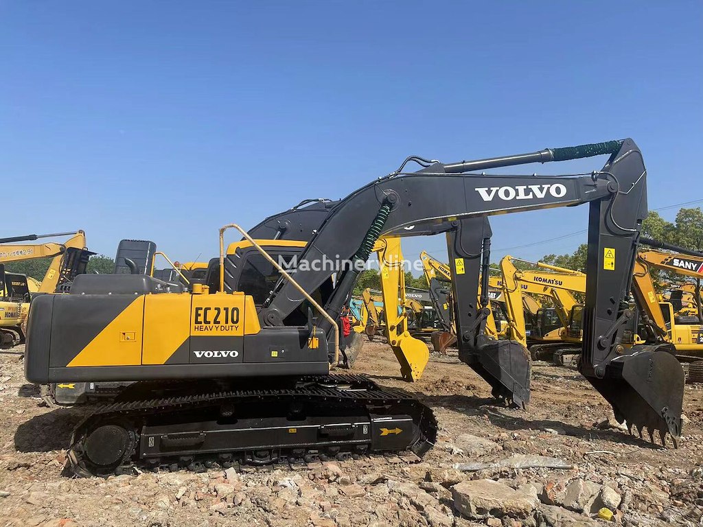 Volvo EC210D bager guseničar