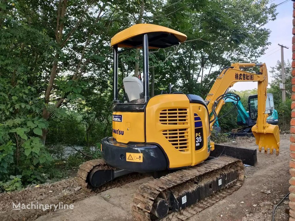 Komatsu PC35 bager guseničar