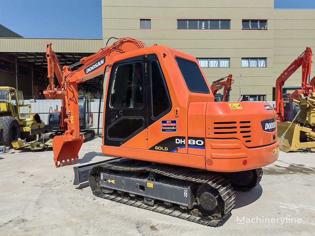 Doosan DH80 bager guseničar