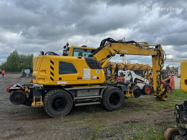 Liebherr 922 rail bager na šinama