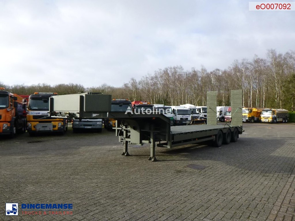 Broshuis 3-axle semi-lowbed trailer E-2130 / 73 t + ramps poluprikolica platforma