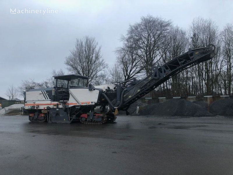 Wirtgen W250i glodalica za asfalt