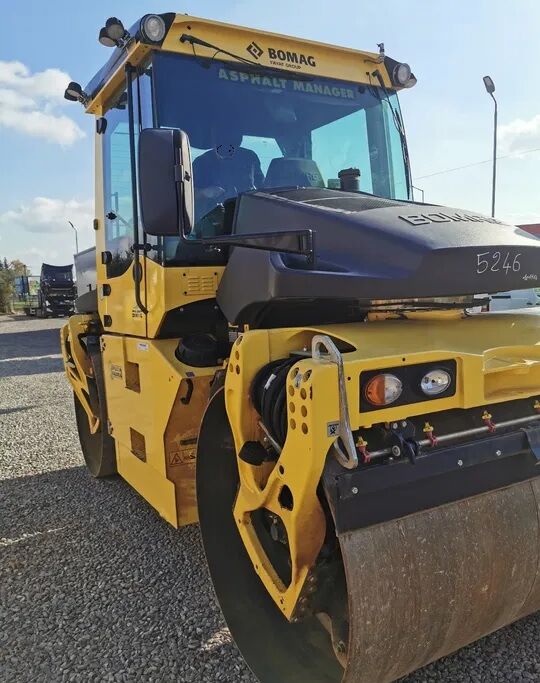 BOMAG BW 174 AP-4f AM valjak za asfalt