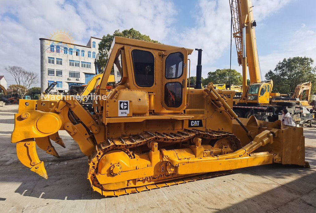 Caterpillar D7G buldožer