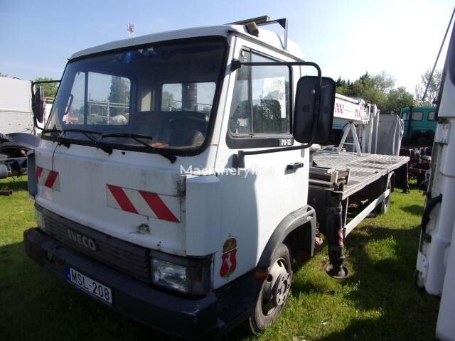 IVECO 79-12 auto dizalica s korpom