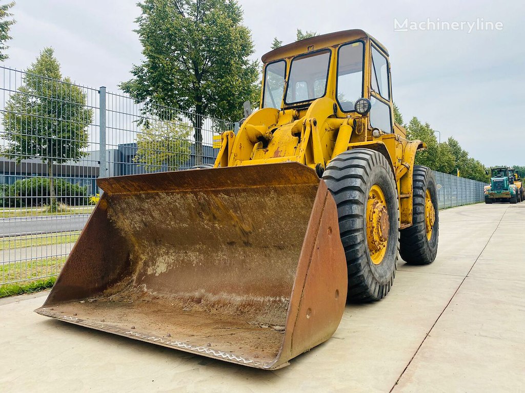 Caterpillar 922B prednji utovarivač