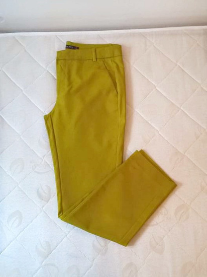 ZARA pantalone