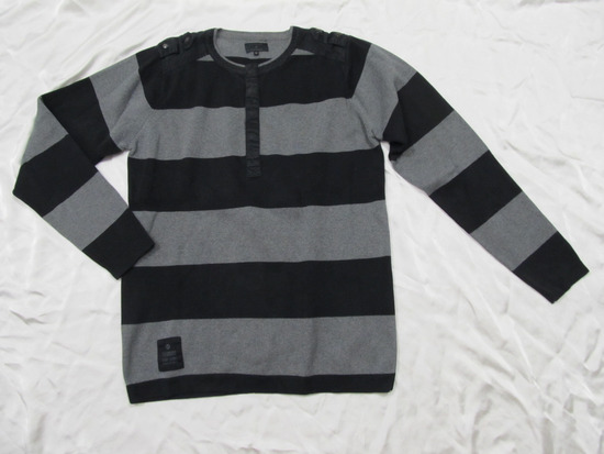 JACK & JONES džemper na pruge vel. M