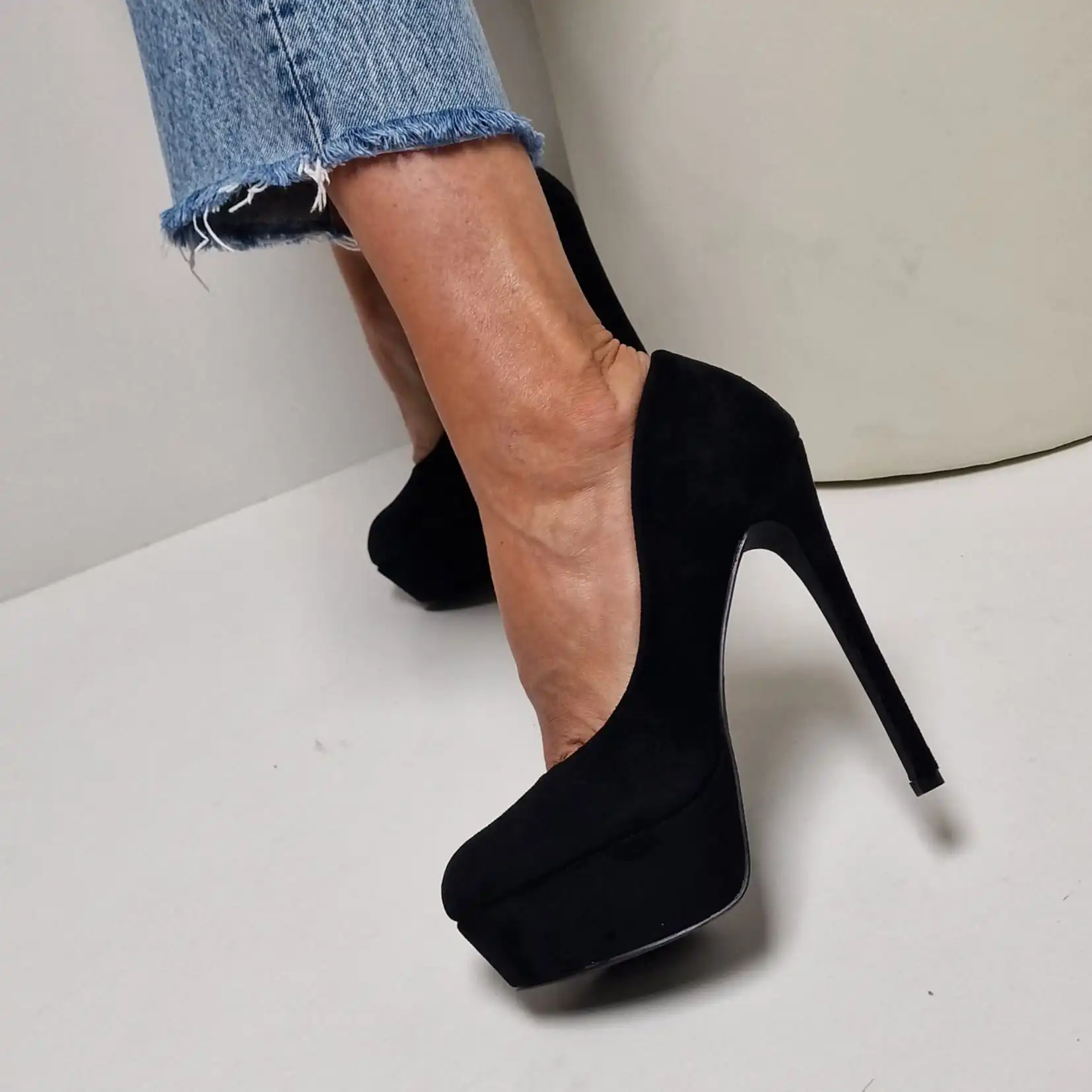 Ženske cipele – BB8294 crne / velur