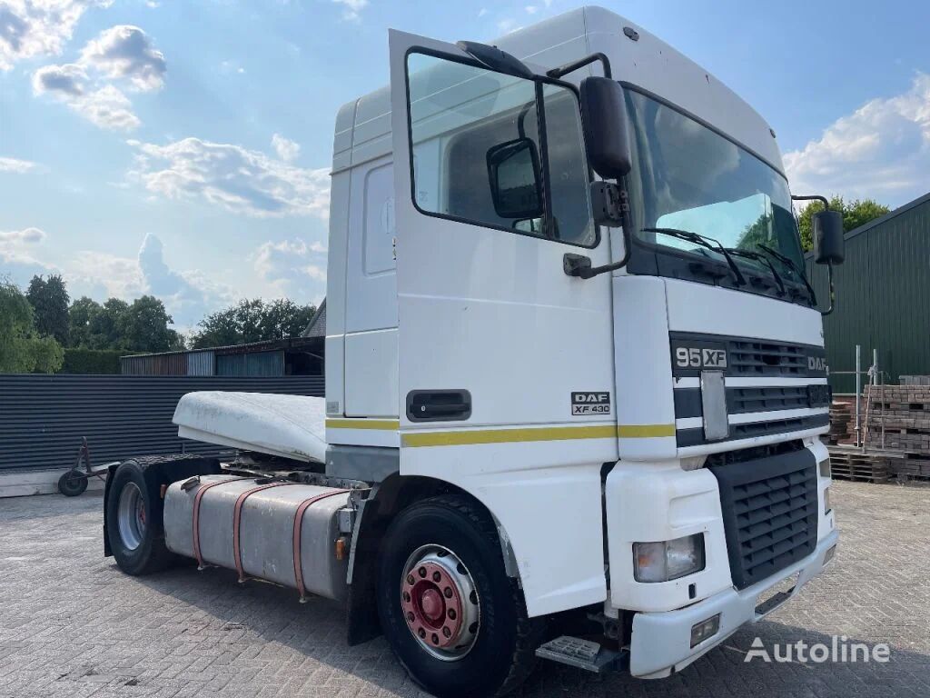 DAF XF 95.430 Tractor unit tegljač