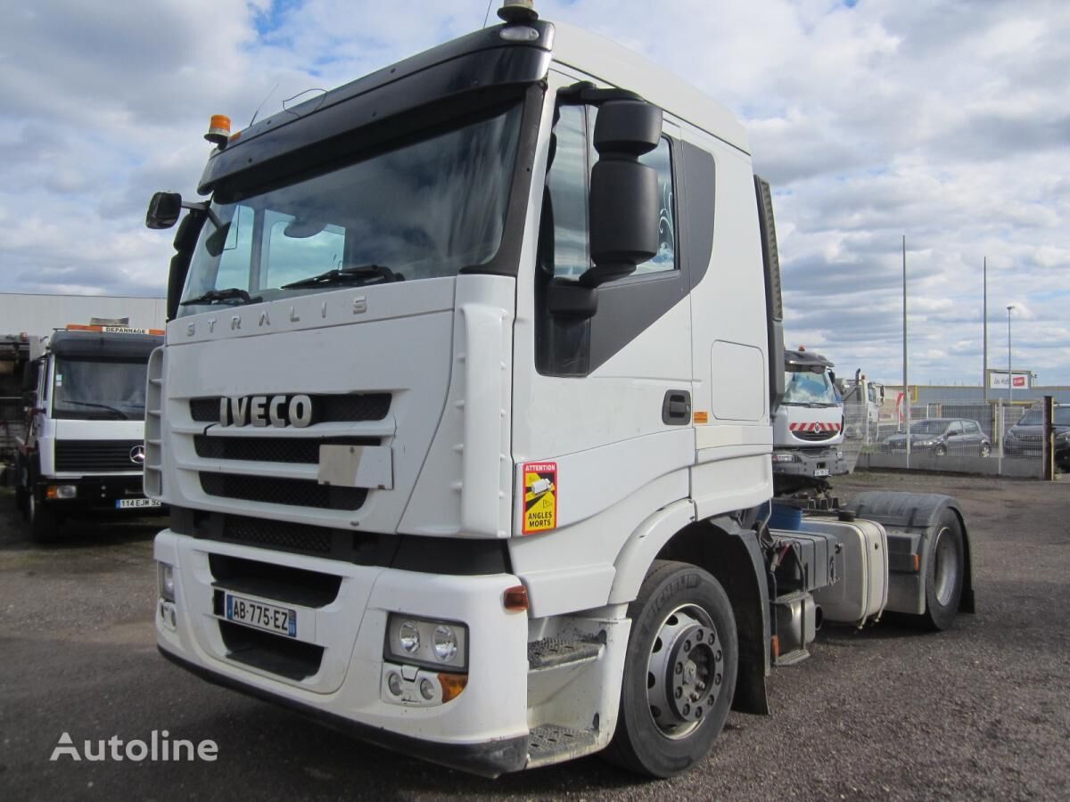 IVECO Stralis 440 S 45 tegljač