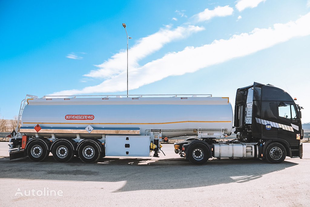 IVECO tegljač + poluprikolica autocisterna