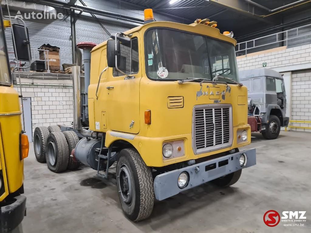 Mack F 700 francais/french tegljač