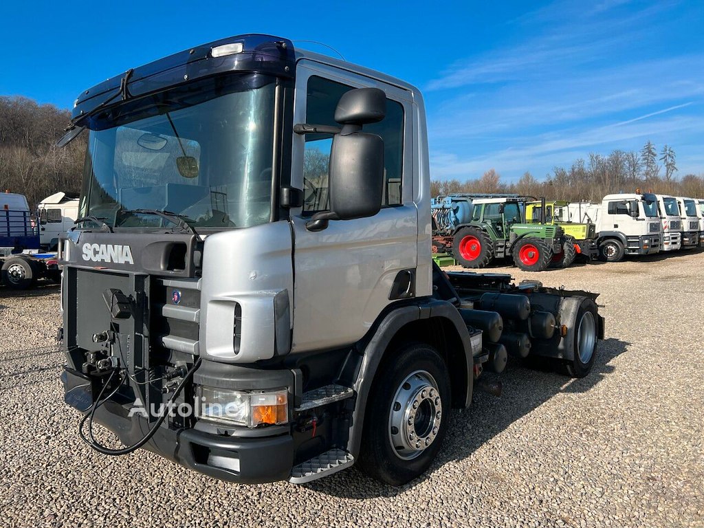 Scania P 94 GA 4x2 NA 310 tegljač