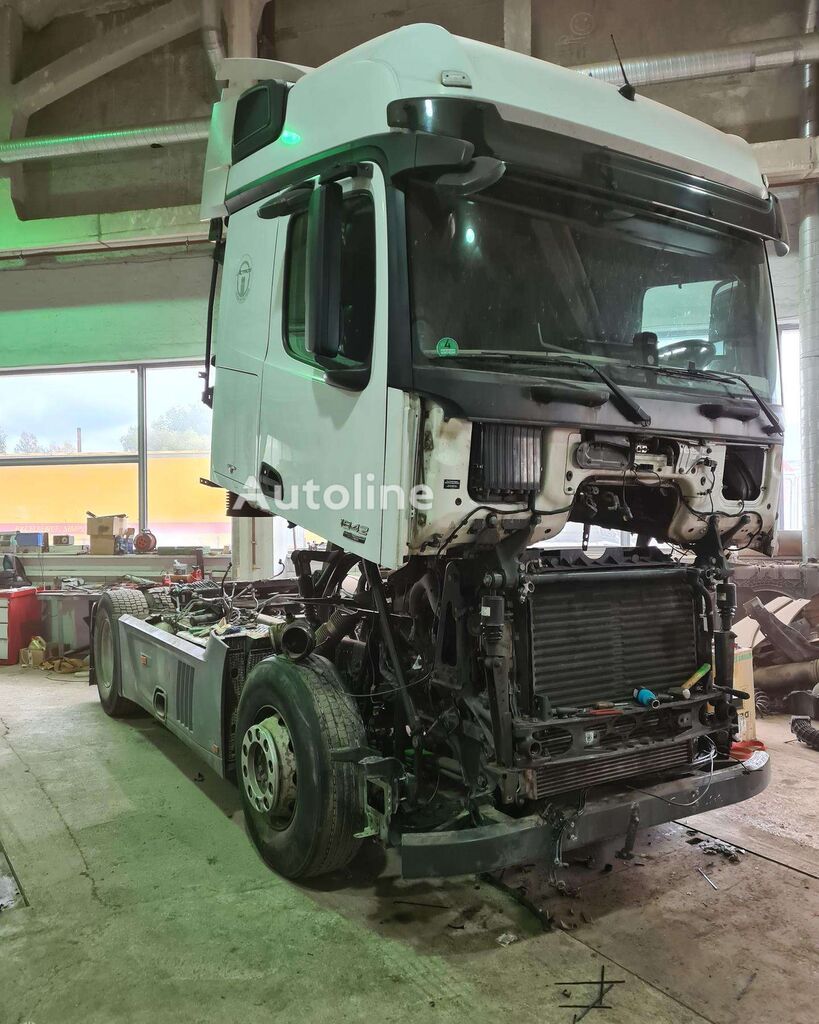 Mercedes-Benz 1842 Actros MP 4 tegljač