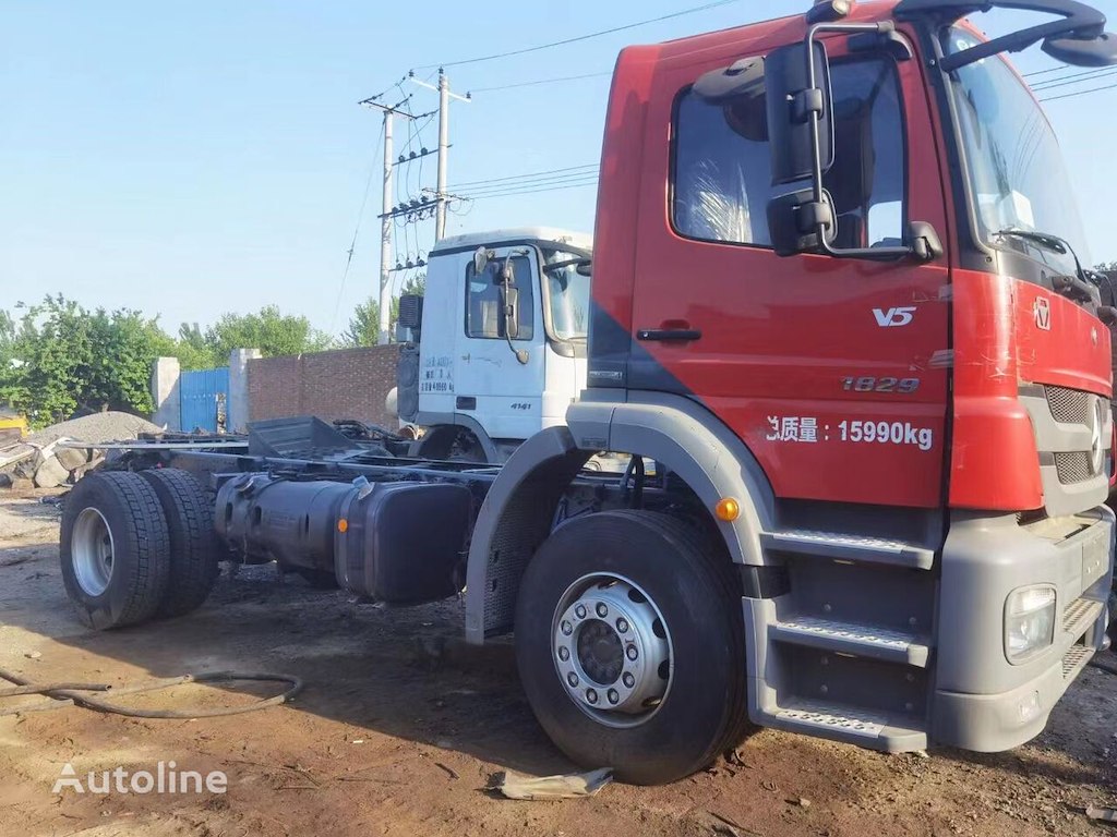 Mercedes-Benz Axor tegljač