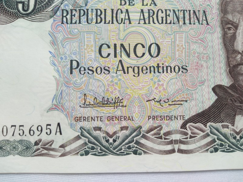 Argentina 5 pesos,1983 god.UNC,P 312